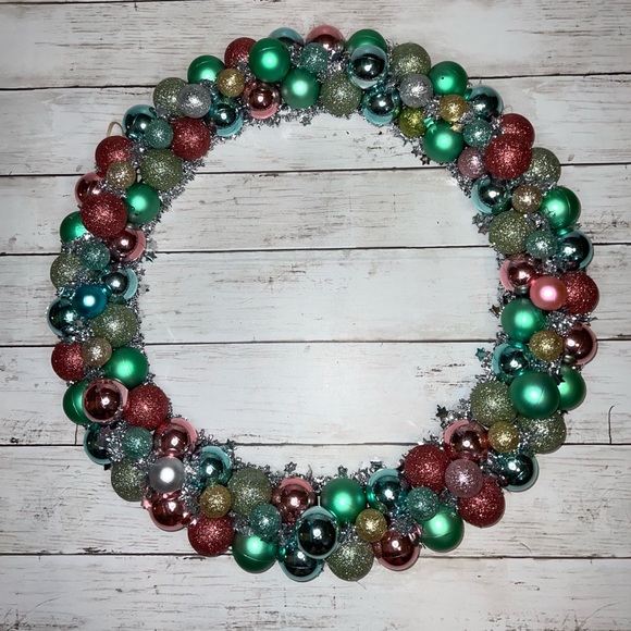 Hand Crafted | Holiday | Christmas Ornaments Wreath | Poshmark